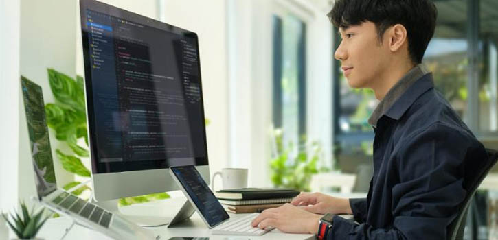 Which Tech Jobs Don't Ask for a Four-Year Degree?